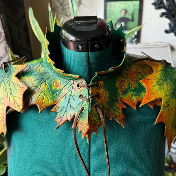 The Original Maple Leaf Belt Bag Pattern Tutorial - Elven Hip Bag - DIY ...