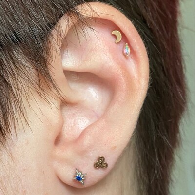 Trinity Swirl Internally Threaded Labret Tragus Monroe Stud 1.2mm 6mm ...