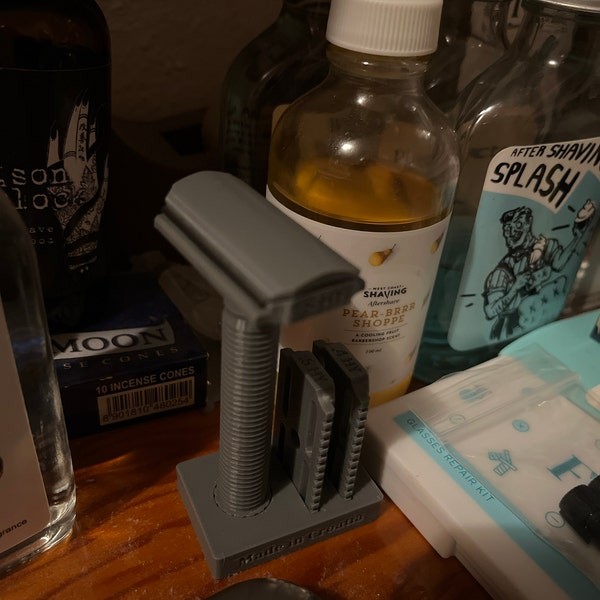 Wall Mount Safety Razor Holder by Superior Cuts - 3D Printed / Easy ...