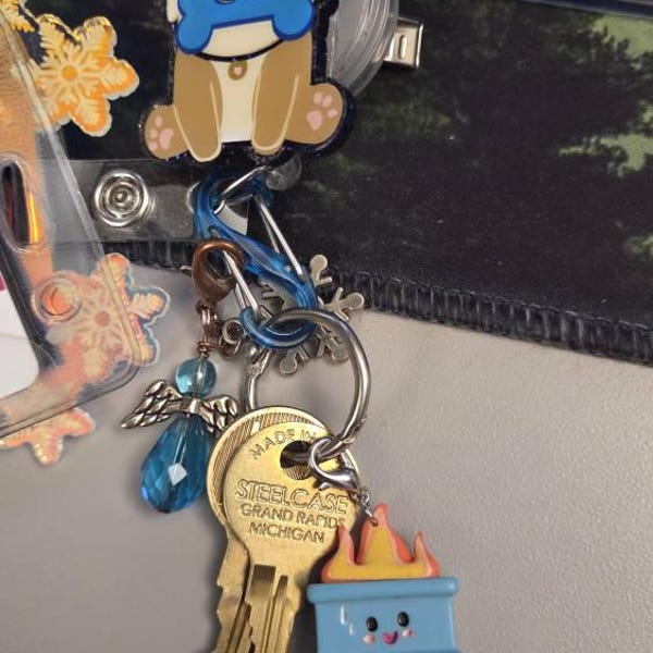 Mini Vacutainer Glitter Keychain | Phlebotomist Blood Draw Gift ...