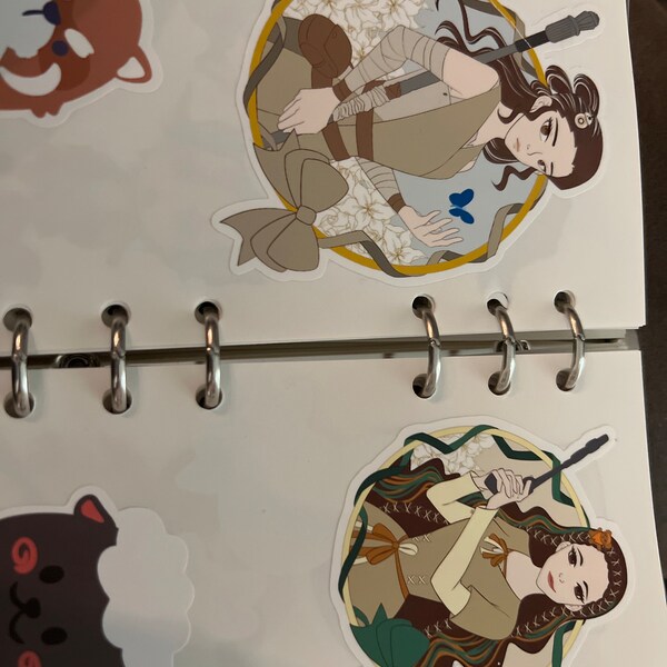 Black Cauldron - Brave and True - Taran Princess Eilonwy Bauble - Black ...