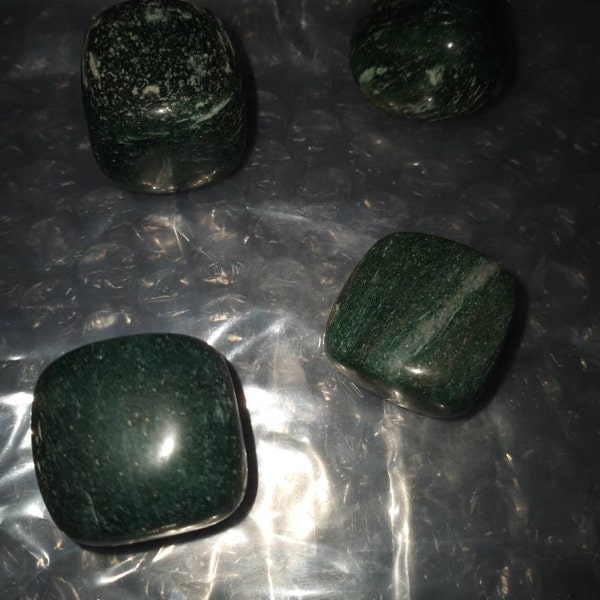 Mini Rock and Mineral Dig Kit, Mini Excavation Kit: Rock & Minerals - Etsy