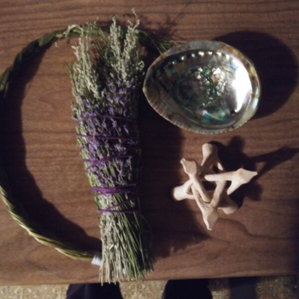 Smudge Bundle, Cedar, Sage and Lavender , Hemp Twine, Smudge Stick - Etsy
