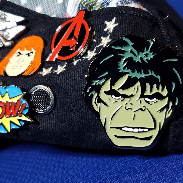 GREMLINS Gizmo in Helmet Enamel Pin - Etsy