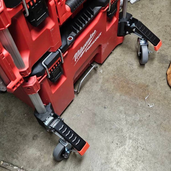 Milwaukee PACKOUT Modification: Milwaukee Packout Front Caster Wheels ...