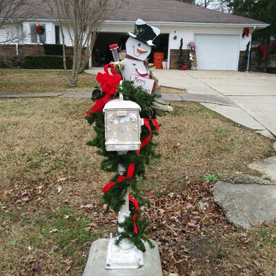 Christmas Moose Mailbox Topper With Solar Light - Etsy