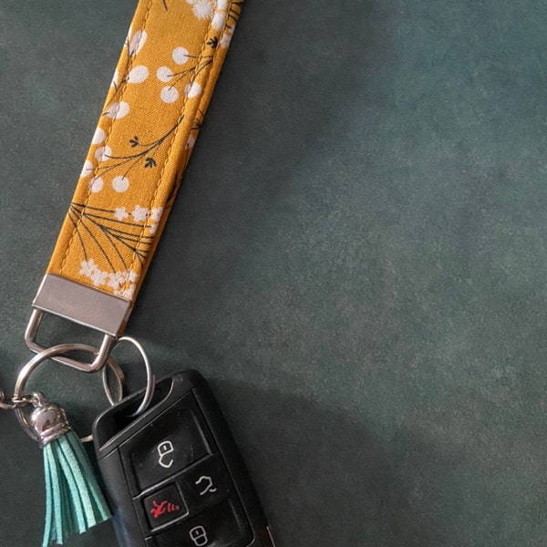 Gold Floral Wristlet Keychain, Yellow Key Fob Wristlet, Keychain ...