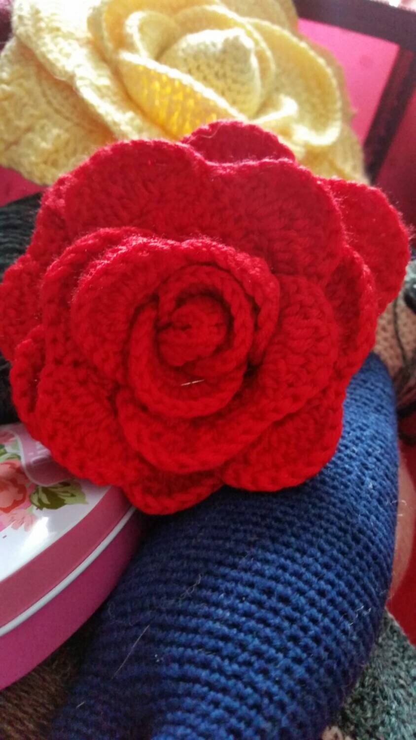 Crochet Hybrid Tea Rose Applique Pattern by Happy Patty Crochet