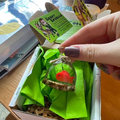 Cute Bear Desk Buddy Figurine Kawaii Paperweight Cute Desk Decor Cute ...