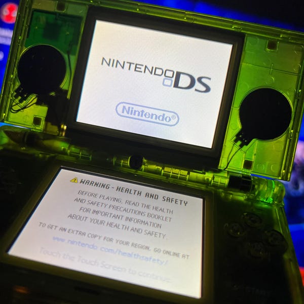 Custom Nintendo DS Lite | Refurbished Game Console | Handheld Console ...