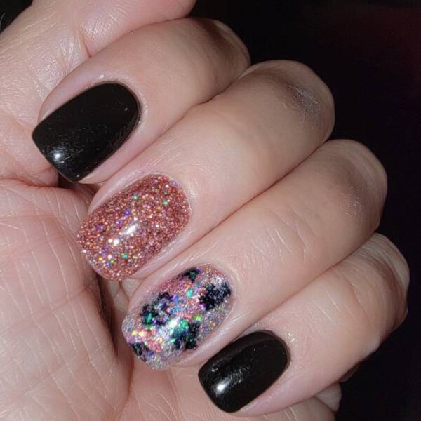 Cuddles Fireside Thermal Dip. Fall Thermal Nail Dip. Gray to Maroon ...