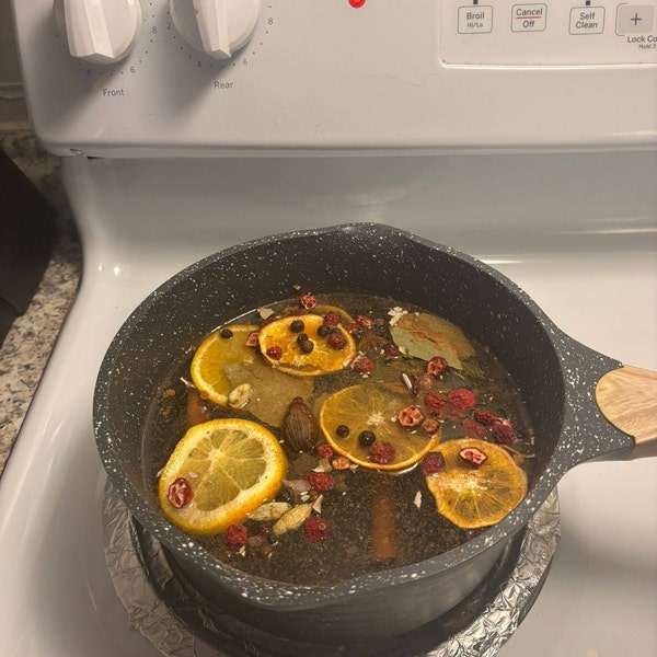 Yule Celebration Kit | Simmer Pot | Room Spray | Linen Spray | Natural ...