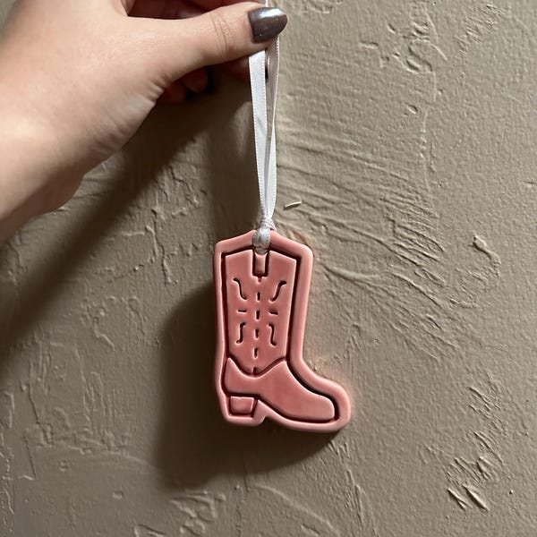 Waffle / Handcrafted Trinket Tray / Ceramic Drop Dish / Hand Shaped ...