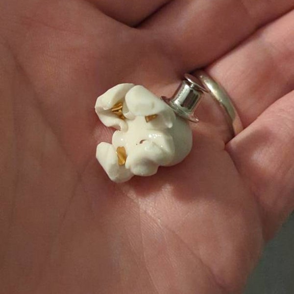 Popcorn Pin. Porcelain Brooch. Food Jewelry. - Etsy