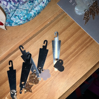 ACRYLIC Flower Thread Drops Floss Drops Organiser Drop for Cross Stitch ...