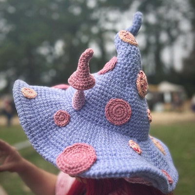 Twisted Toadstool DIGITAL Crochet PATTERN. This is a Pattern, Not a ...