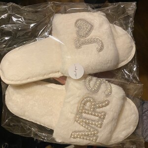 Bridesmaid Fuzzy Eye Mask Maid of Honor Gift Sleep Mask Matching Sleep ...