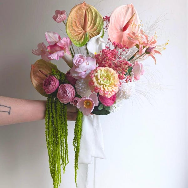 Modern Dried & Faux Flower Bouquet - Flower Arrangement for Home ...