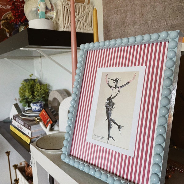 Glossy Beaded Bobbin Picture Frame Lacquered Bobbin Frame Painted ...