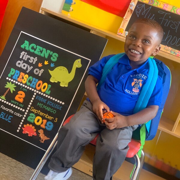 Dinosaur First Day of School Chalkboard Sign PRINTABLE, 1st Day of ...