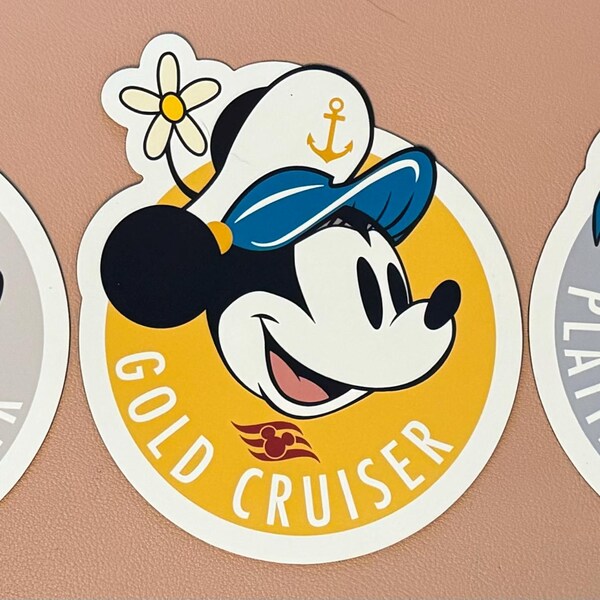 Captain Minnie "yoo-hoo!" | Cruise Fish Extender / Pixie Dust Gift Tag ...