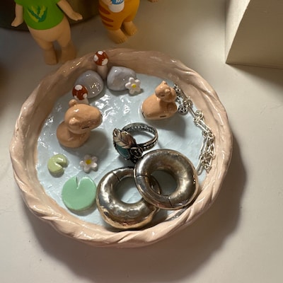 Capybara Handmade Jewelry Trinket Dish, Aesthetic Room Decor - Etsy