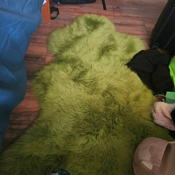 Genuine Natural Green Merino Sheepskin Rug, Pelt Giant Sheepskin Rug ...