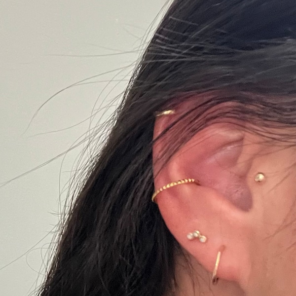 ASTM F136 Titanium Conch Hoop, Tiny Pyramid Conch Hoop, 10mm Hoop, 11mm ...