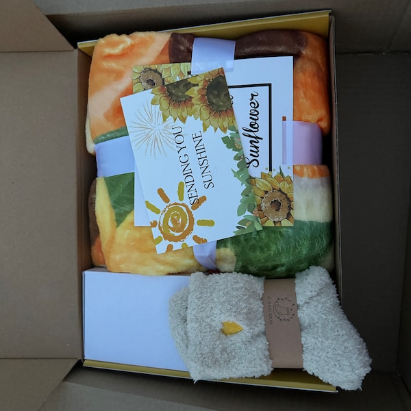 Cozy Hygge Gift Box – Self-care Package for Relaxation With Blanket ...