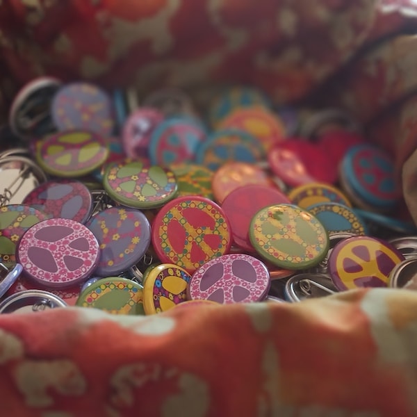 Bible Scripture Inspirational Set of 20 Buttons. 1 , 1.25, 1.5 or 1.75 ...