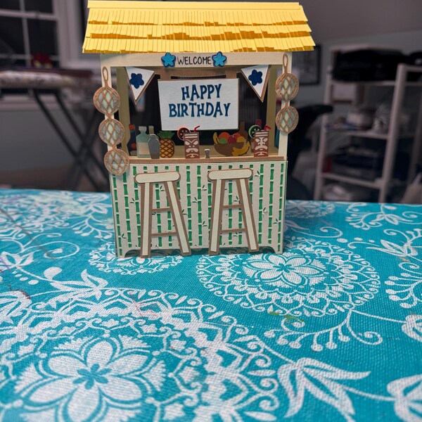 Cupcake Shaker Card | SVG, DXF, EPS Shaker Card Cut File | Cricut ...