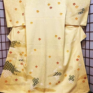 Elegant Sophisticated Homongi Kimono With an Ethereal Pastoral Scene ...