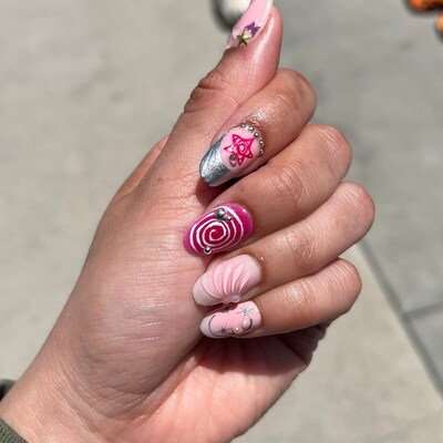 3D Freestyle Almond Goth Press on Nails, Handpainted Luxury Acrylic ...