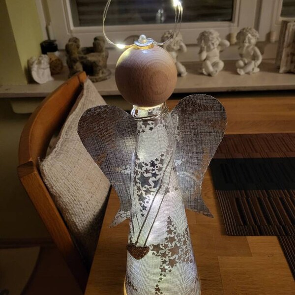 Mittlere - Glücksengel Bastelpackung mit LED Drahtlichterkette Timer ...