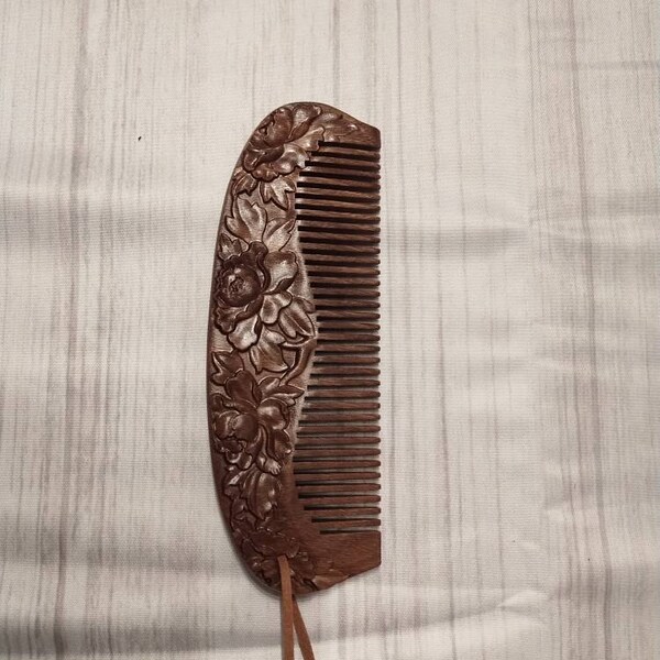 Handcrafted Wooden Comb Gift Set Detangler/finish Comb - Etsy
