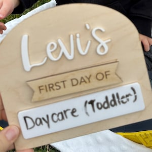 Personalized Back to School Sign, First Day Photo Prop - Etsy UK