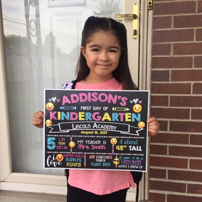 Printable Emoji First Day of School Sign First Day of Preschool ...