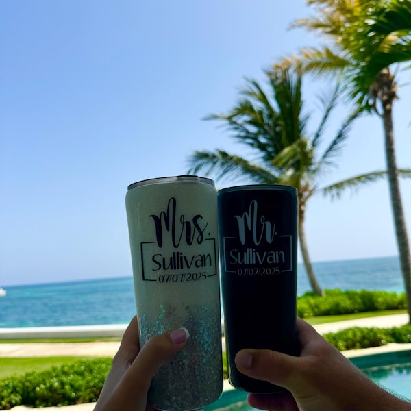 Mr and Mrs Epoxy Tumbler Set | Bridal Gifts | Newly Wed Tumblers ...