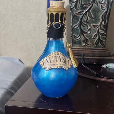 FINAL FANTASY Inspired FANTASIA Potion Bottle With Magical Swirling ...