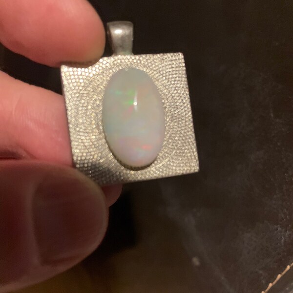 Natural 5 Carats Round Snow Opal, Opal With Full Fire Round Opal ...