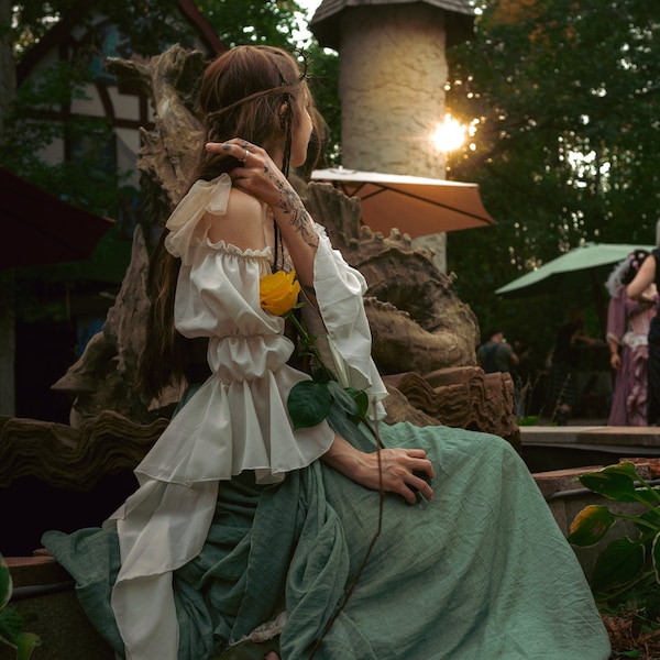 Women’s Renaissance Cosplay Costume - Ren Faire - Medieval Fantasy ...