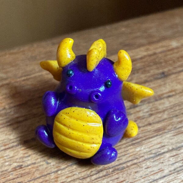 Handmade Polymer Clay Axolotl Desk Friend Sculpture Art Polymer Clay ...