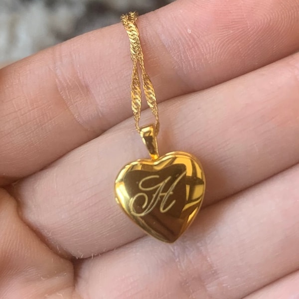 Initial Heart Locket Necklace by Caitlyn Minimalist • Gold Locket Photo ...
