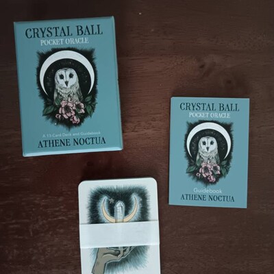 Crystal Ball Pocket Oracle Deck: 13 Oracle Cards & Guidebook a ...