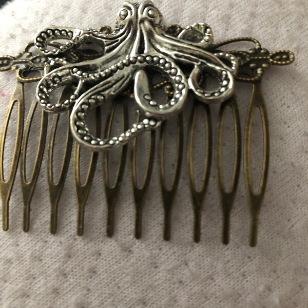 Steampunk Octopus Hair Comb by Puffycheeks - Etsy