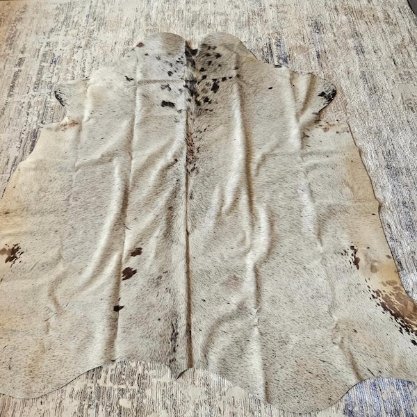 Hides Bazaar Brown and White Cowhide Rug - Genuine Cow Hide Area Rug ...