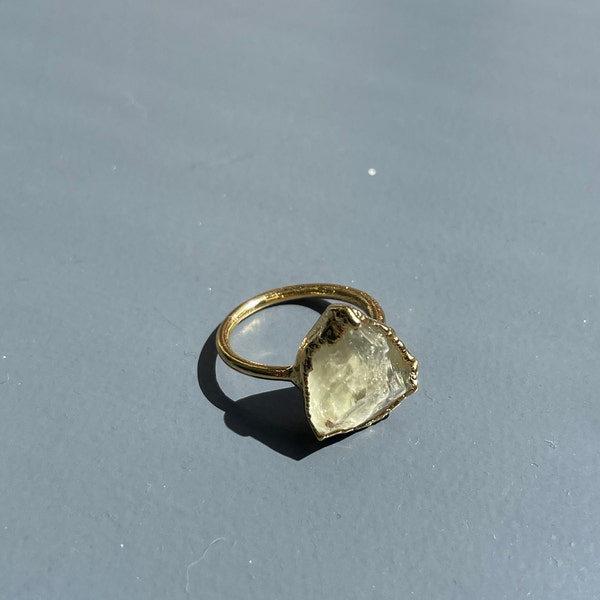 Libyan Desert Glass Ring: Raw Tektite Gold Band, Meteor Gemstone - Etsy