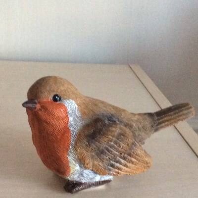 Robin Garden Bird Ornament Outdoor Statue - Etsy UK
