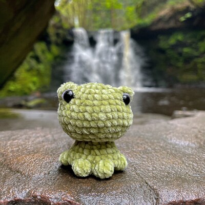 Froggy Pops Pdf Crochet Pattern, Quick and Easy No-sew Amigurumi Toad ...