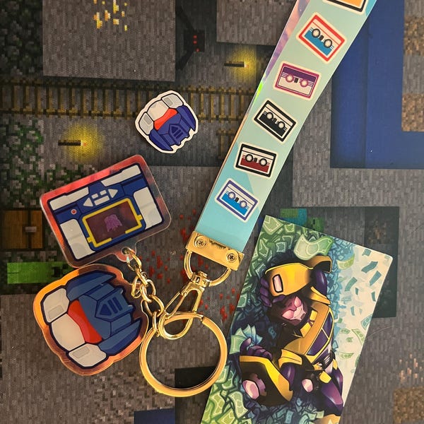 Transformers Soundwave Double Keychain and Cassettes PVC Wristlet ...
